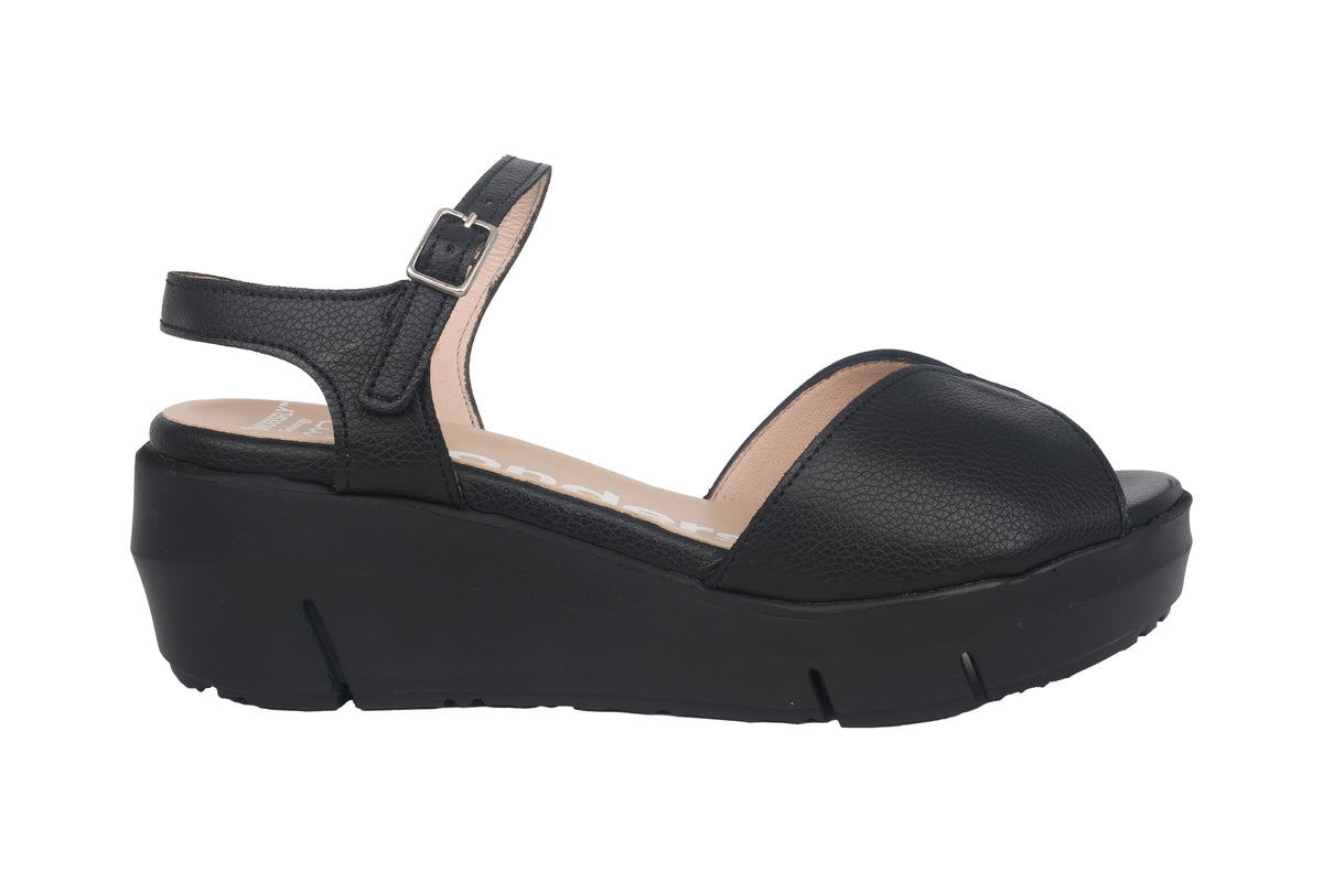 Wonders D-8272 - women's sandals - black leather - Chaplinshoes